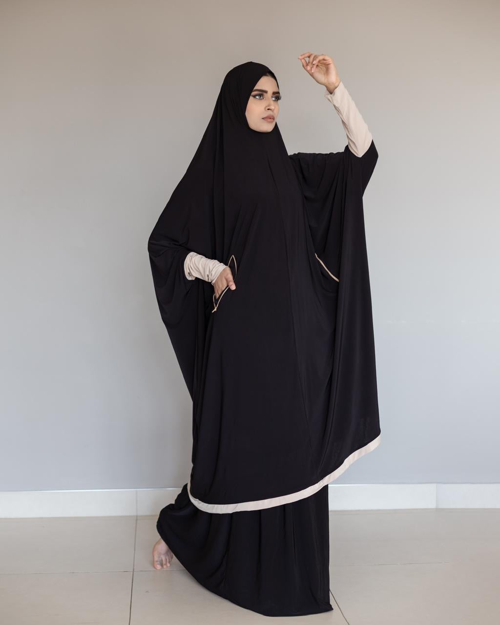 Knee length Zip burqa – Enrobe Collection