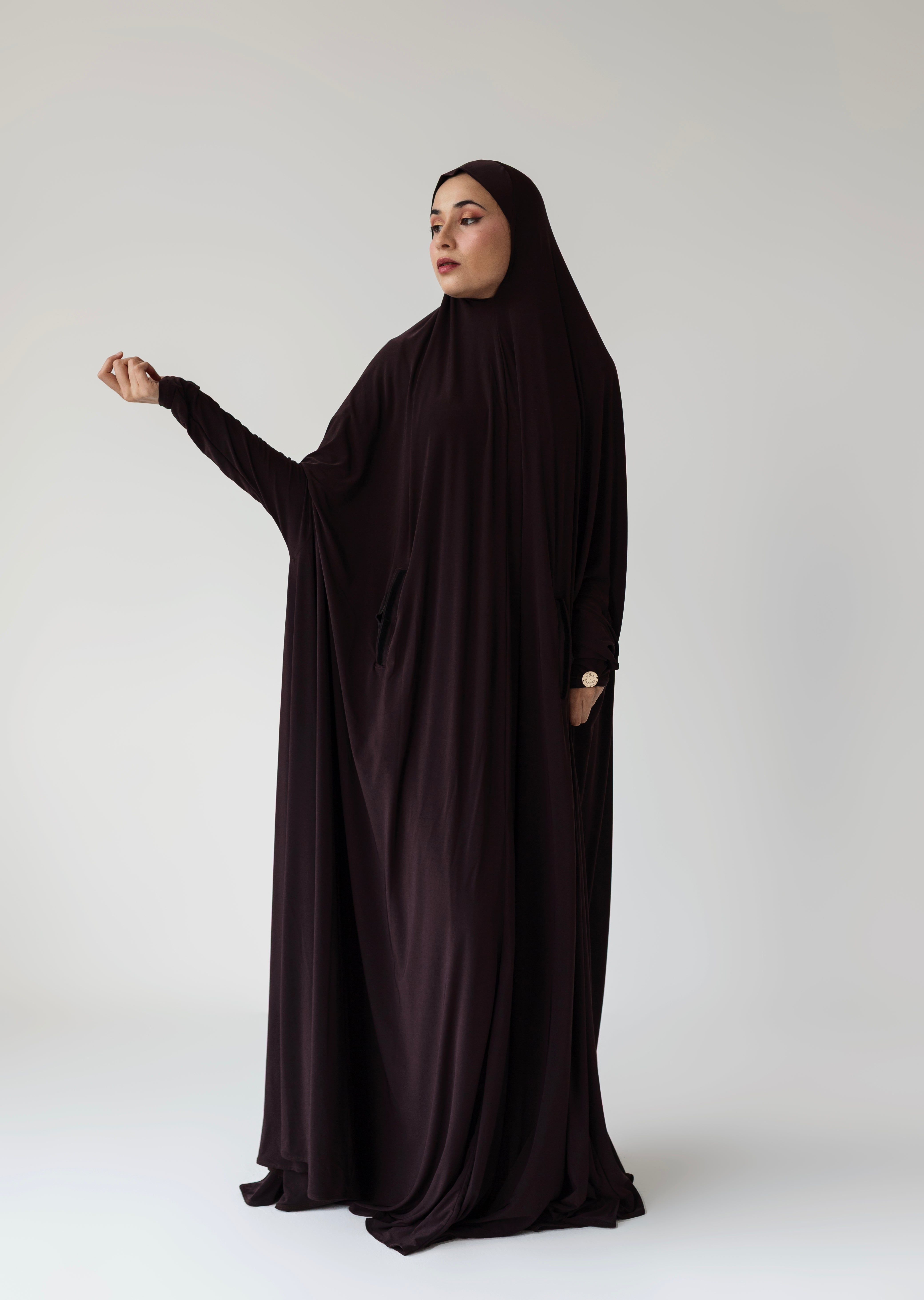Hot Chocolate Full Length Burka With Sleeves – Enrobe Collection